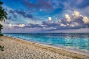 10 Most Forbidden Islands from Around the World - Isle Keys