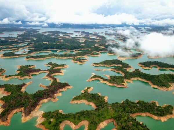 5 Countries With The Most Islands - Isle Keys