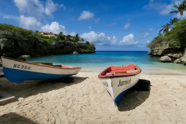 A Comprehensive Guide to Visiting Curaçao Island in the Caribbean ...