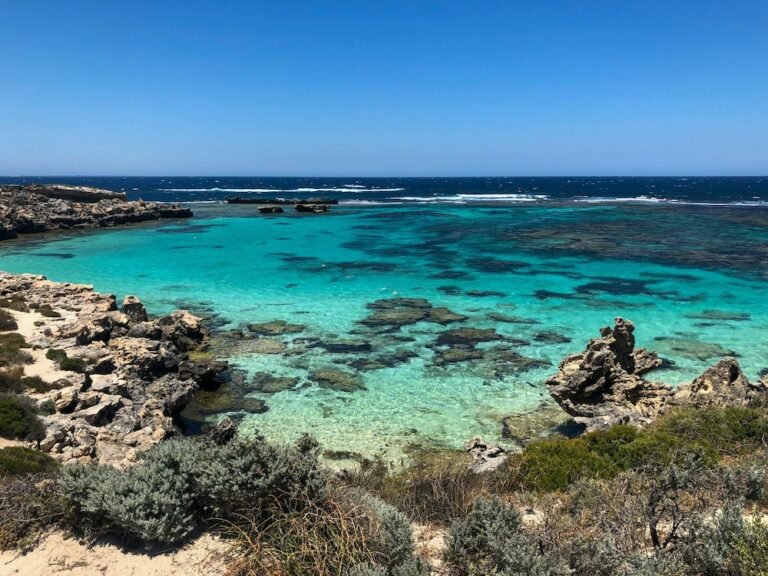 7 Best Islands off Australia to Add to Your Travel Bucket List - Isle Keys
