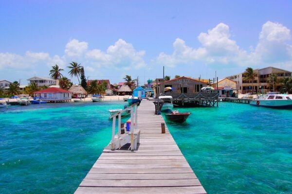 A Comprehensive Guide to Visiting Ambergris Caye in Belize - Isle Keys
