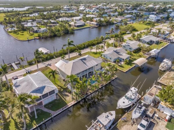 15 Things To Do In Bokeelia Island - Isle Keys