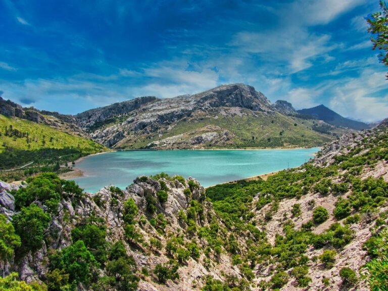 10 Must-Visit Islands Near Spain - Isle Keys