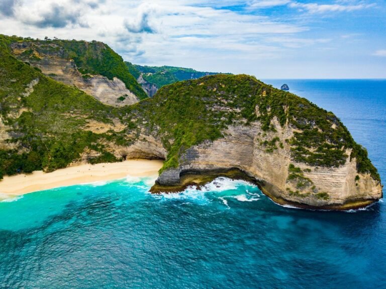 Nusa Penida Island In Bali: Travel Guide & How To Visit - Isle Keys