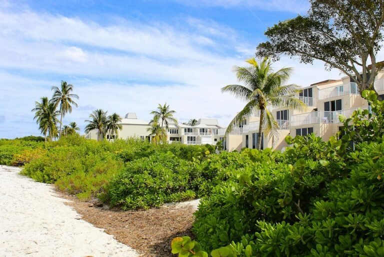 5 Best Islands Close To Florida - Isle Keys
