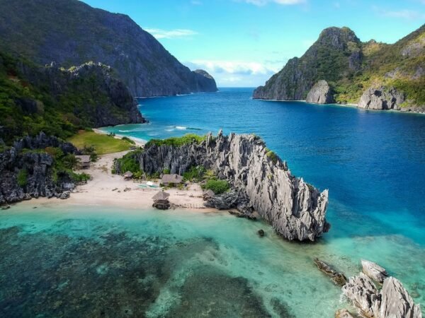 15 of the World’s Best Island Vacations in 2024 - Isle Keys