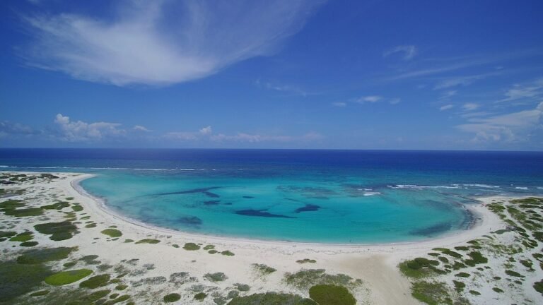 What to Know About the ABC Islands of the Caribbean - Isle Keys