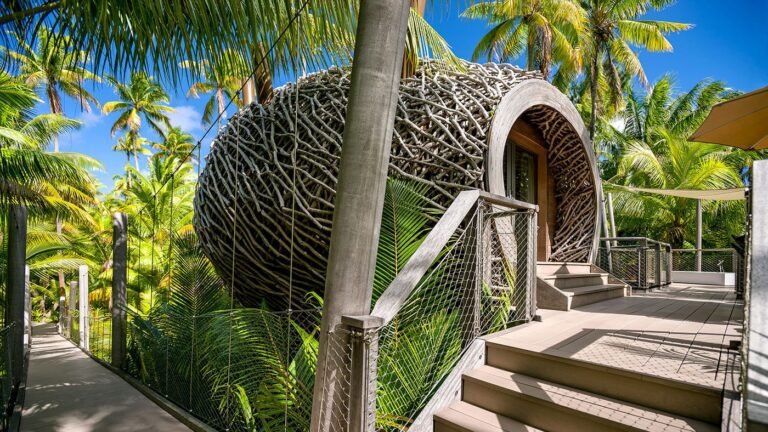 The Brando: Inside Marlon Brando’s Incredible Private Island - Isle Keys